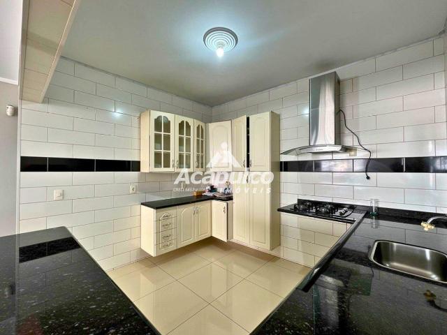 Casa para alugar com 03 dormitórios sendo 01 suíte no bairro Balneário Riviera em Americana/SP