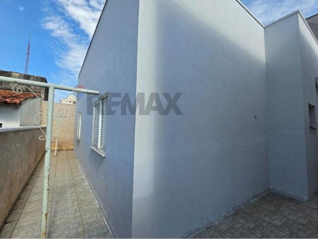 Casa para alugar com 02 suítes no Jardim Itália em Vinhedo