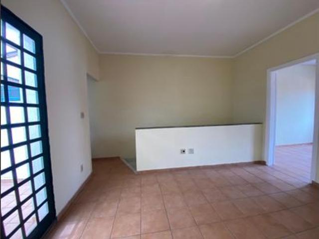 Casa para alugar com 100m², 1 quarto e sem vaga