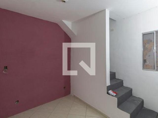 Casa para alugar com 100m², 2 quartos e sem vaga