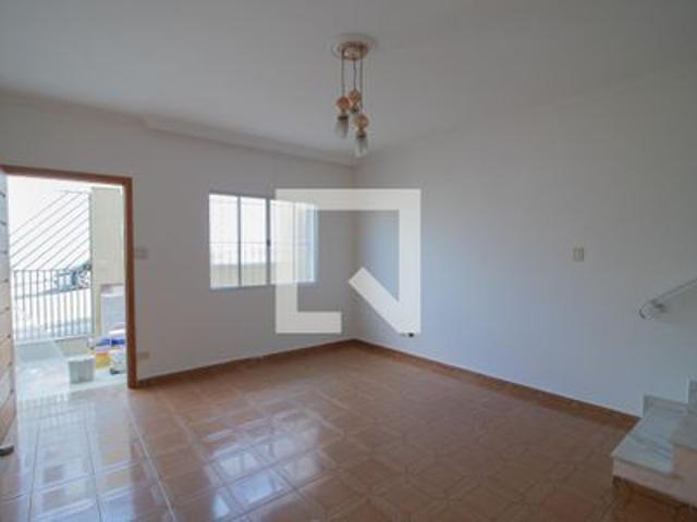 Casa para alugar com 100m², 2 quartos e sem vaga