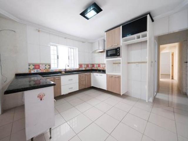 Casa para alugar com 100m², 2 quartos e 1 vaga