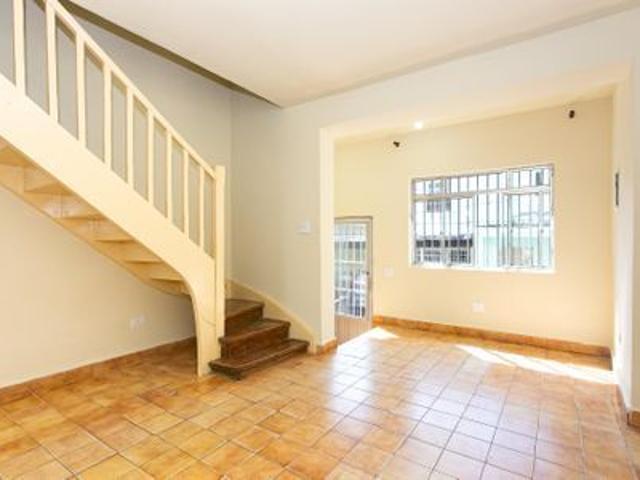 Casa para alugar com 100m², 2 quartos e 1 vaga