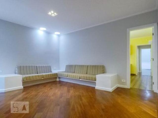 Casa para alugar com 100m², 2 quartos e 1 vaga