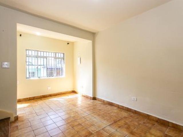 Casa para alugar com 100m², 2 quartos e 1 vaga