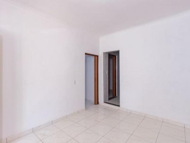 Casa para alugar com 100m², 2 quartos e 1 vaga