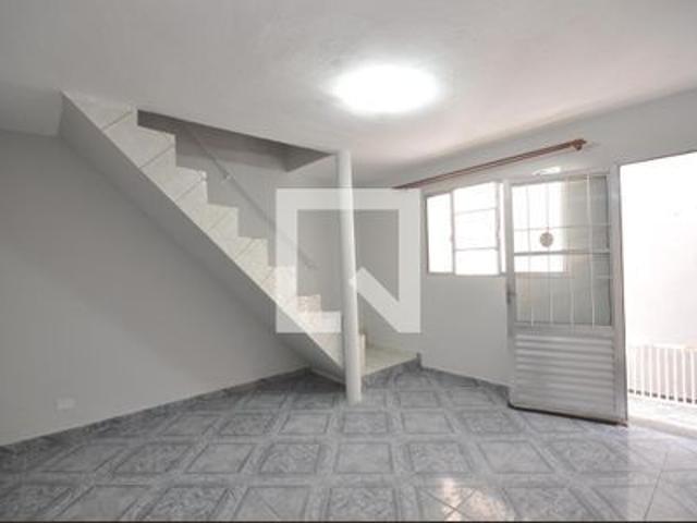 Casa para alugar com 100m², 3 quartos e sem vaga