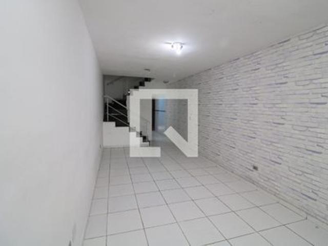 Casa para alugar com 100m², 3 quartos e 2 vagas