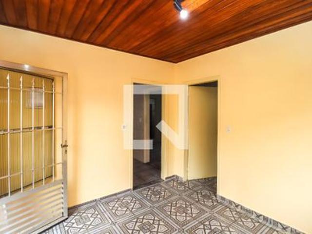 Casa para alugar com 101m², 2 quartos e 2 vagas