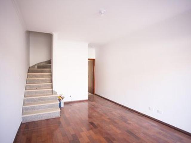 Casa para alugar com 107m², 4 quartos e 1 vaga