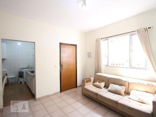 Casa para alugar com 110m², 3 quartos e 1 vaga