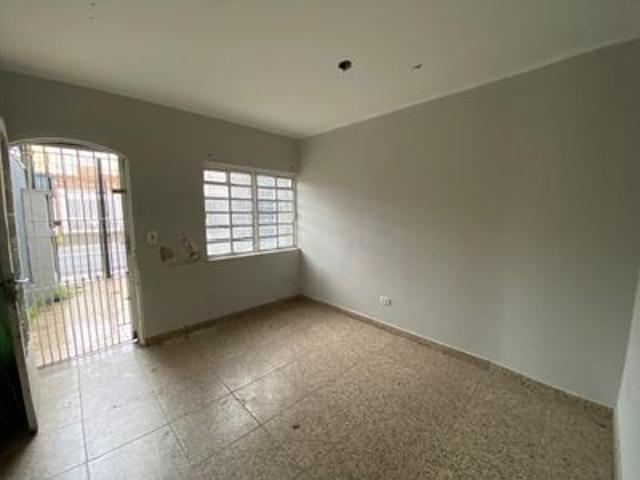 Casa para alugar com 110m², 4 quartos e 1 vaga