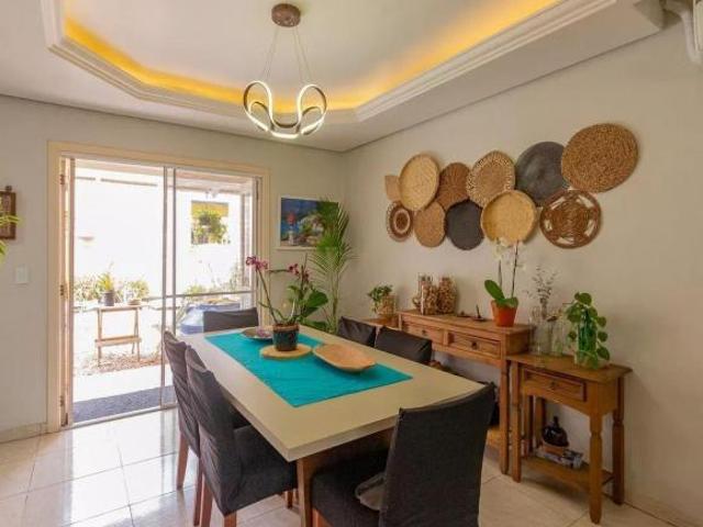 Casa para alugar com 114m², 2 quartos e 2 vagas