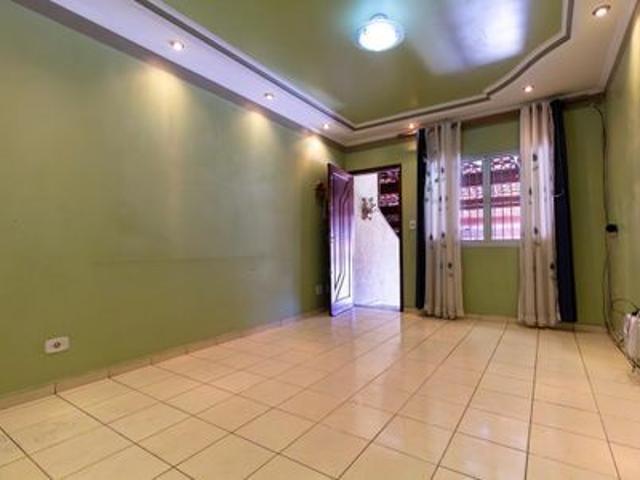 Casa para alugar com 115m², 3 quartos e 2 vagas