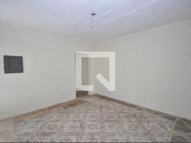 Casa para alugar com 120m², 2 quartos e 1 vaga