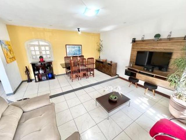 Casa para alugar com 120m², 2 quartos e 3 vagas