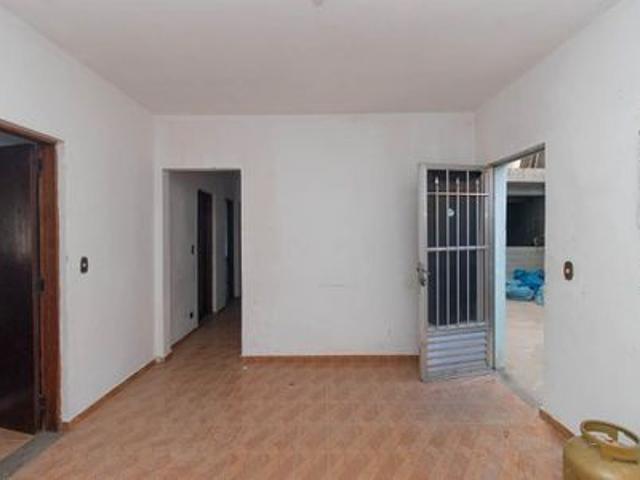 Casa para alugar com 120m², 3 quartos e sem vaga