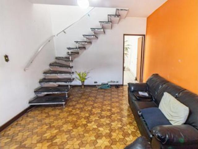 Casa para alugar com 120m², 3 quartos e 2 vagas