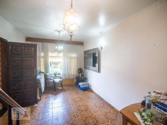 Casa para alugar com 120m², 3 quartos e 5 vagas