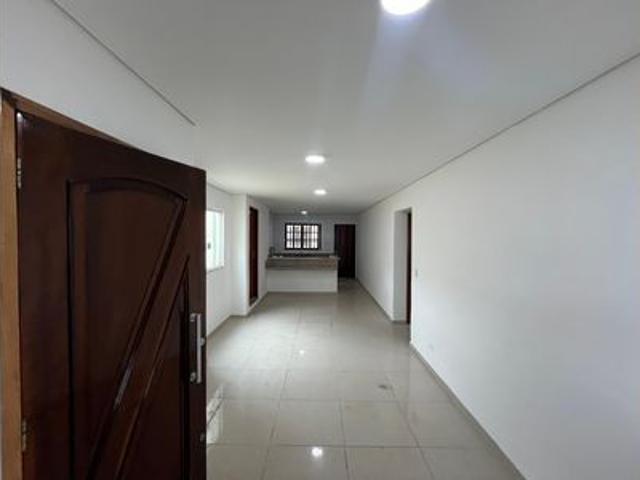 Casa para alugar com 120m², 4 quartos e 1 vaga