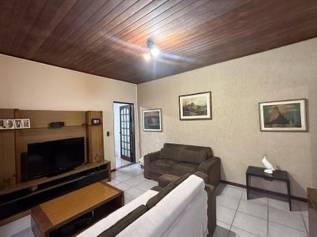 Casa para alugar com 120m², 4 quartos e 2 vagas