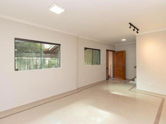 Casa para alugar com 121m², 3 quartos e 2 vagas