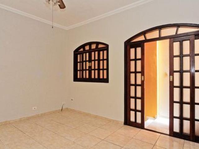 Casa para alugar com 123m², 3 quartos e sem vaga