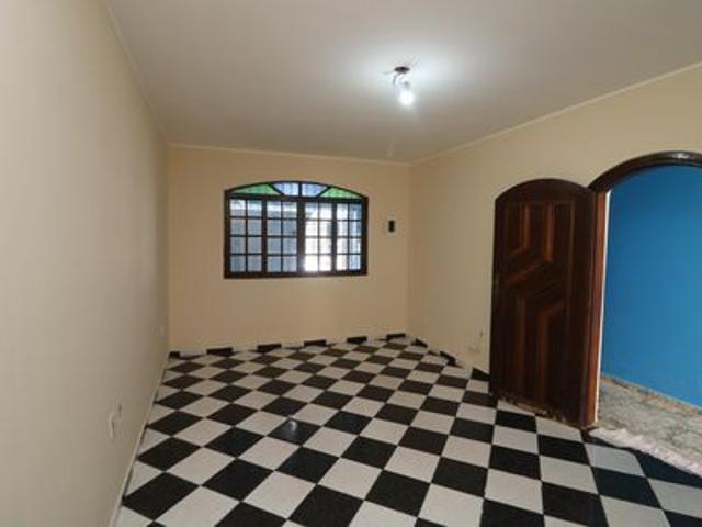 Casa para alugar com 125m², 3 quartos e 2 vagas