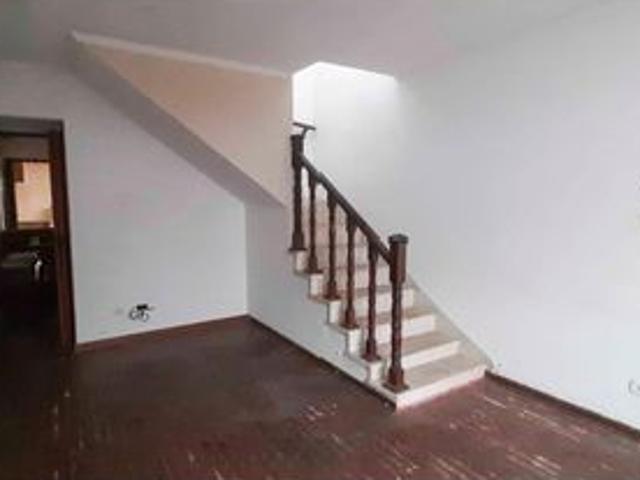 Casa para alugar com 127m², 5 quartos e 1 vaga