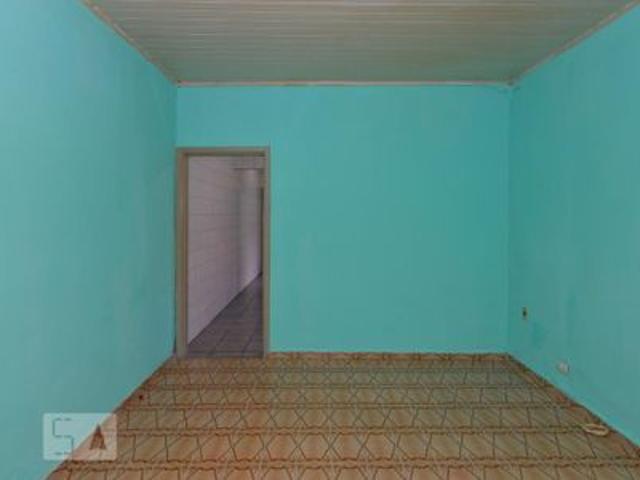 Casa para alugar com 130m², 2 quartos e 1 vaga