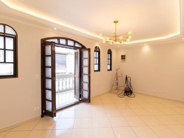 Casa para alugar com 130m², 3 quartos e 1 vaga