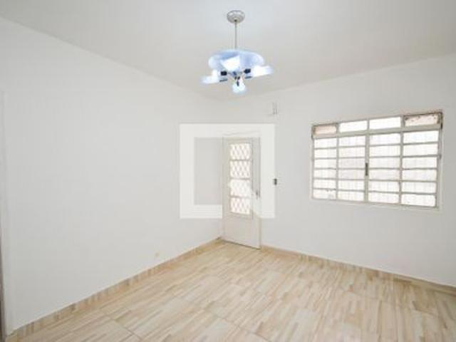 Casa para alugar com 130m², 3 quartos e 1 vaga