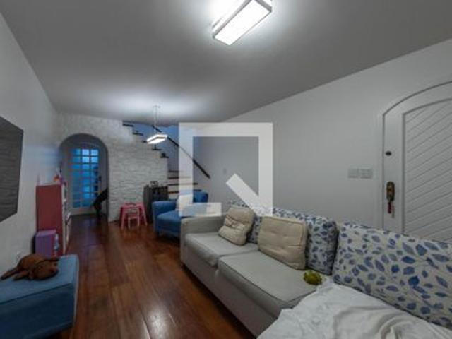 Casa para alugar com 130m², 3 quartos e 2 vagas