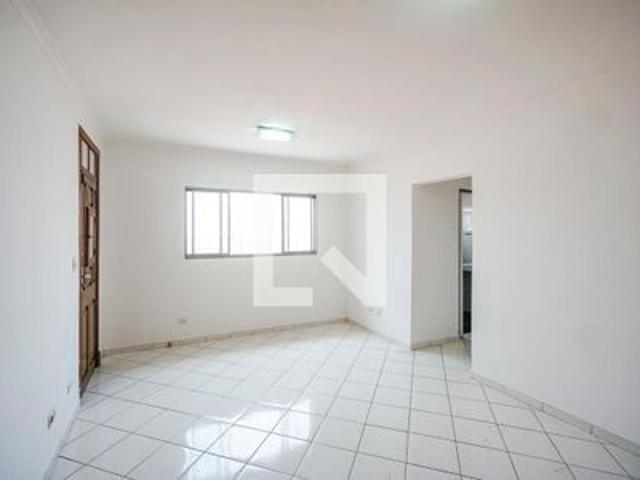 Casa para alugar com 130m², 3 quartos e 2 vagas