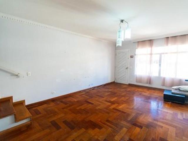 Casa para alugar com 130m², 3 quartos e 4 vagas