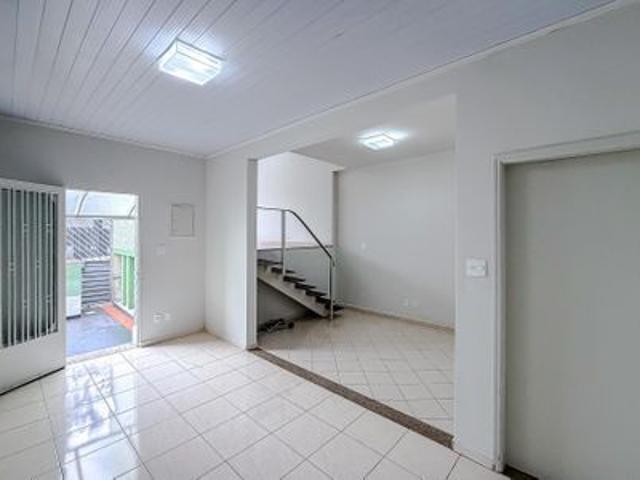 Casa para alugar com 134m², 2 quartos e 1 vaga
