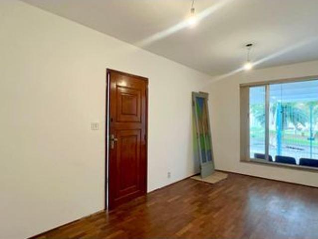 Casa para alugar com 135m², 3 quartos e 2 vagas