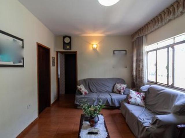 Casa para alugar com 1459m², 3 quartos e 4 vagas