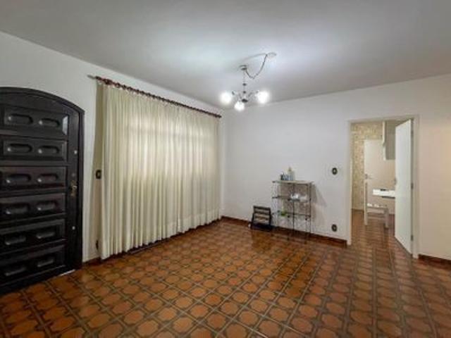 Casa para alugar com 146m², 4 quartos e 2 vagas