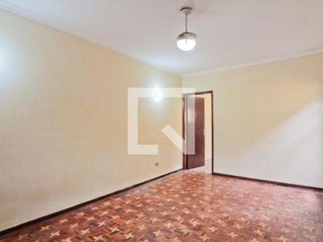 Casa para alugar com 150m², 2 quartos e 2 vagas