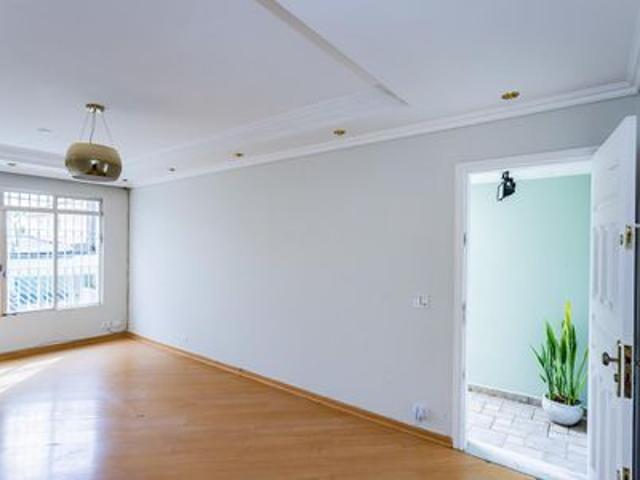 Casa para alugar com 150m², 3 quartos e 2 vagas