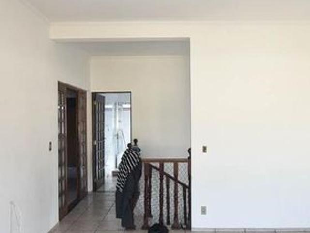 Casa para alugar com 150m², 3 quartos e 2 vagas