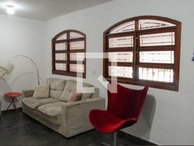 Casa para alugar com 150m², 3 quartos e 3 vagas