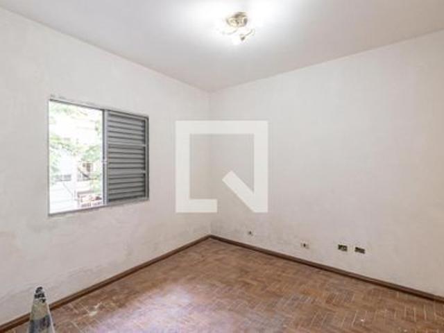 Casa para alugar com 150m², 3 quartos e 3 vagas
