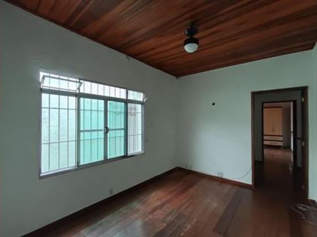 Casa para alugar com 150m², 4 quartos e 1 vaga