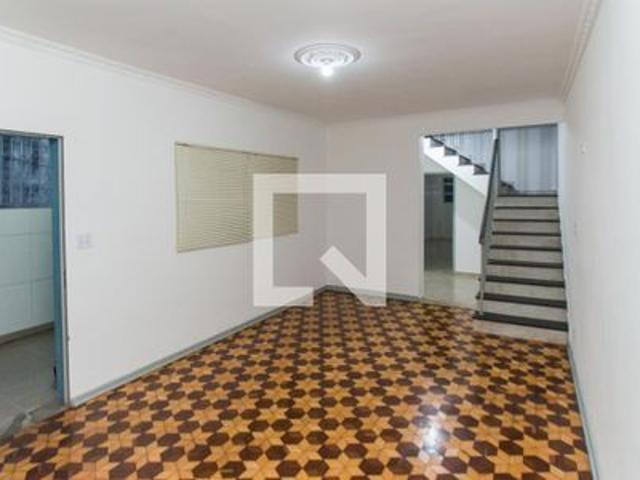 Casa para alugar com 150m², 4 quartos e 2 vagas