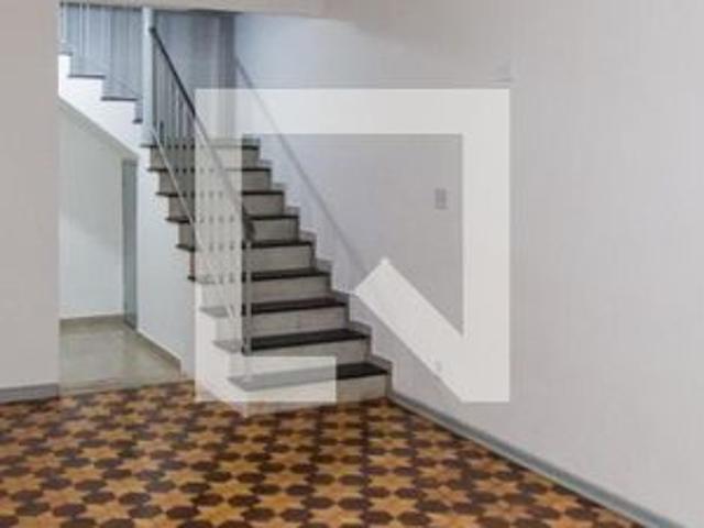 Casa para alugar com 150m², 4 quartos e 2 vagas