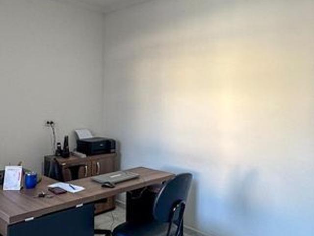 Casa para alugar com 150m², 4 quartos e 4 vagas