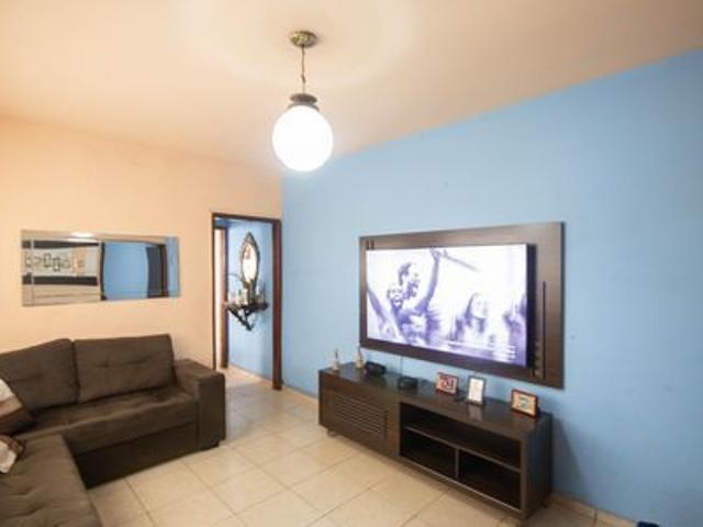Casa para alugar com 150m², 5 quartos e 2 vagas