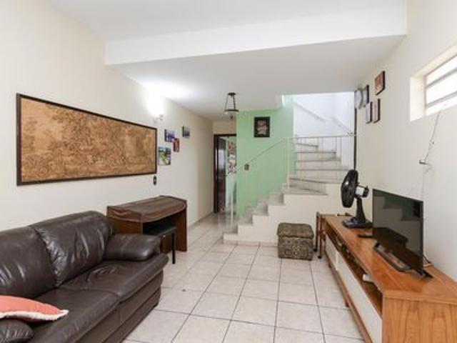 Casa para alugar com 150m², 5 quartos e 2 vagas